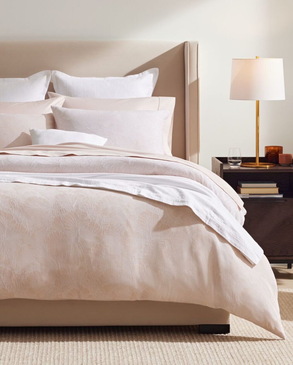 How to Make the Perfect Bed - Gluckstein Home | Gluckstein Elements