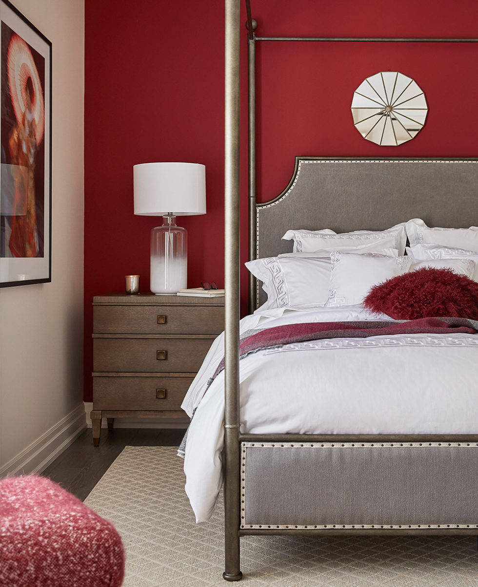How to Make a Four-Poster Bed Work in Any Bedroom - Gluckstein Home ...