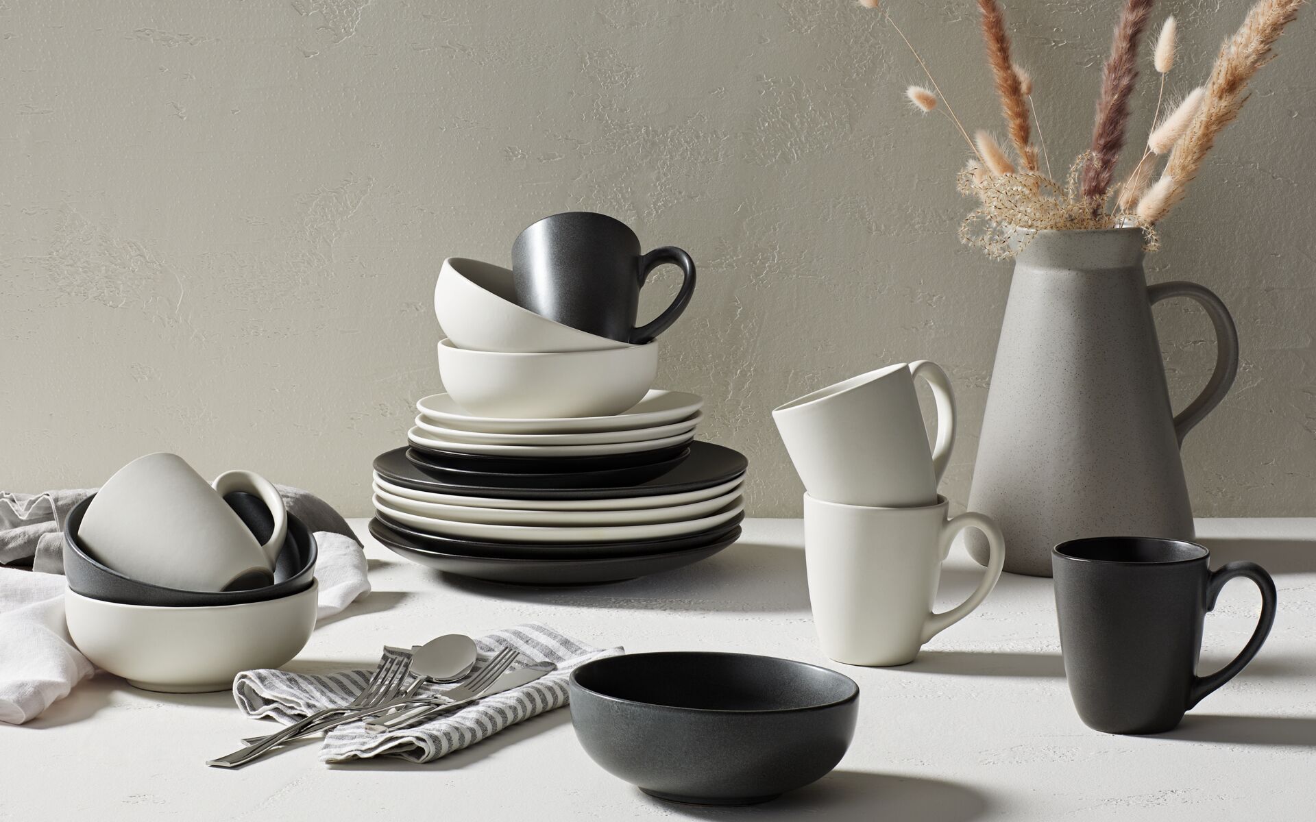Dinnerware + Serveware, Barware | GlucksteinHome